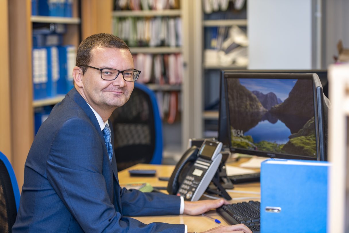 Our Team of Experienced Accounts | Hardcastle Burton